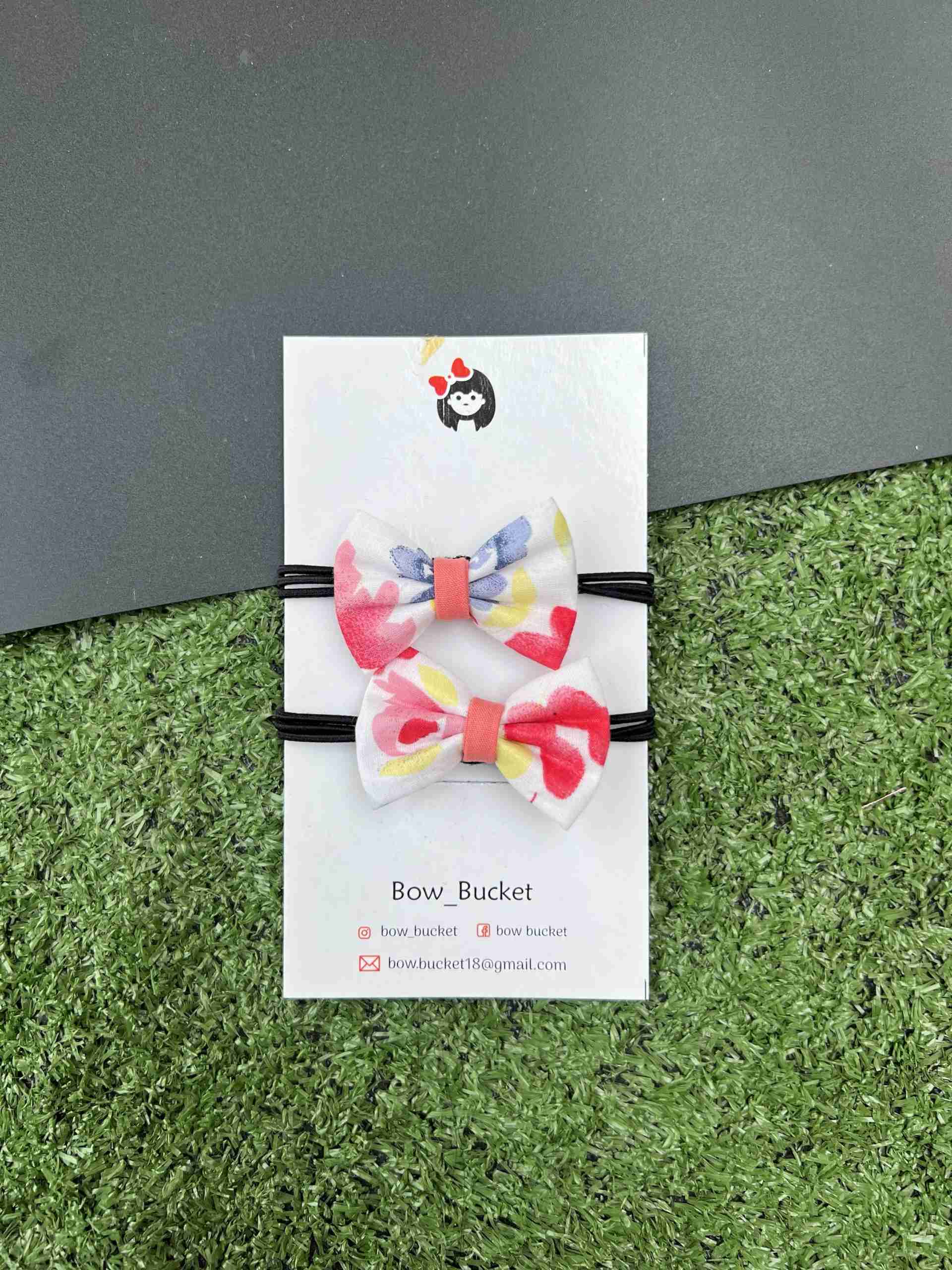 white floral micro rubber band pair