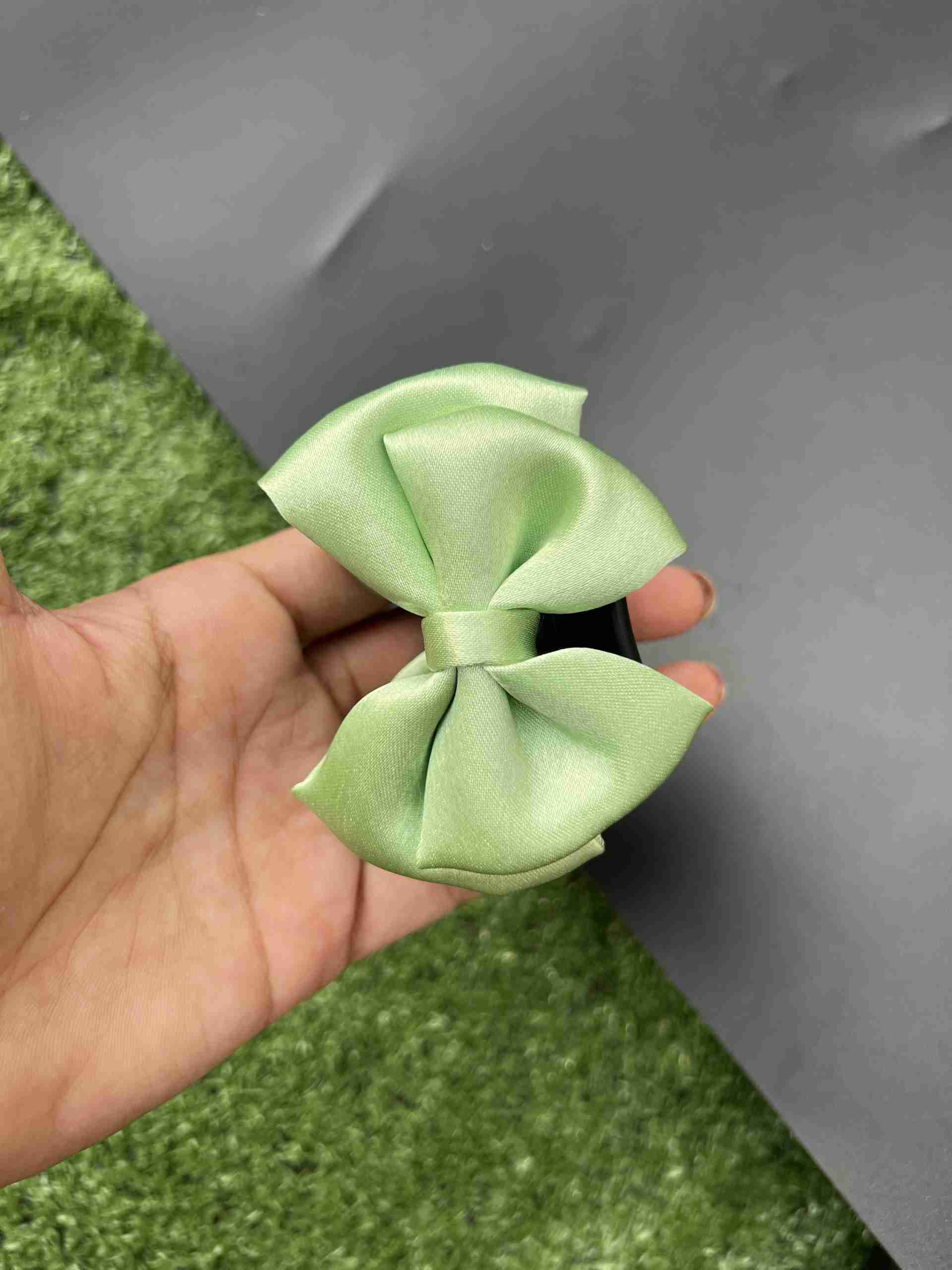 granny apple double bow claw